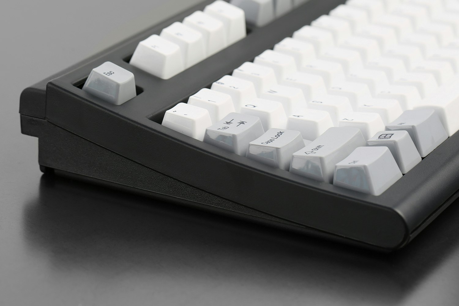 Unicomp Ultra Classic 103-Key Mechanical Keyboard | Mechanical ...