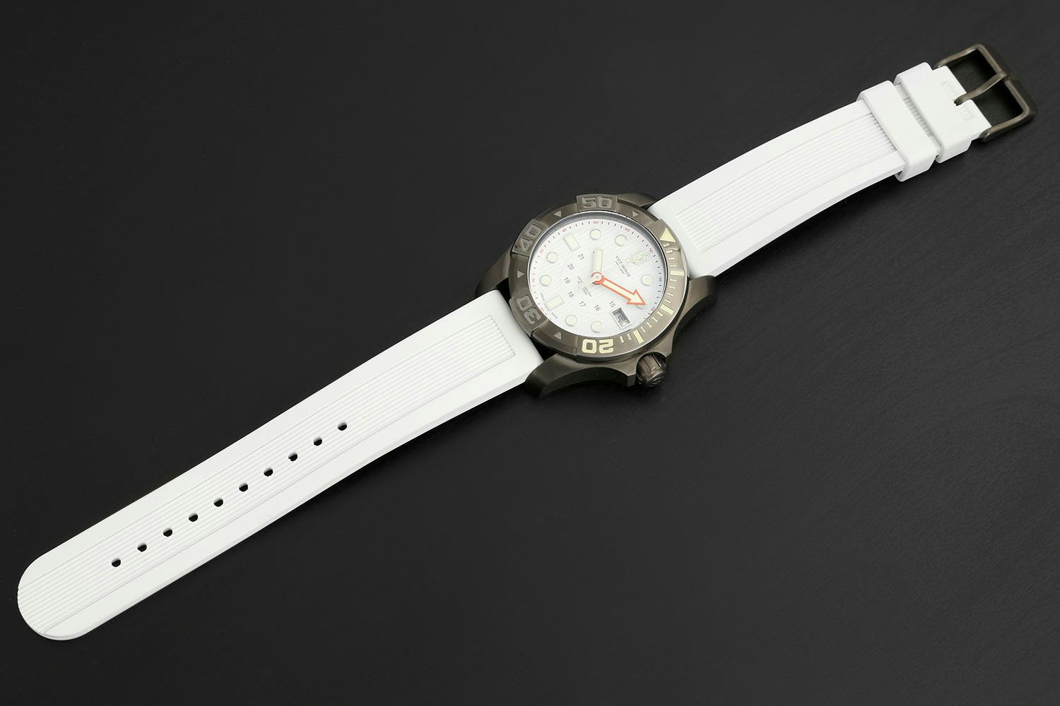 Victorinox Dive Master 500M Watch | Watches | Dive Watches | Drop