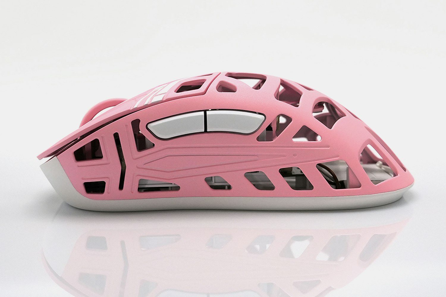 WLMOUSE Sword X Series Gaming Mouse | Battlestations | Desk Accessories ...